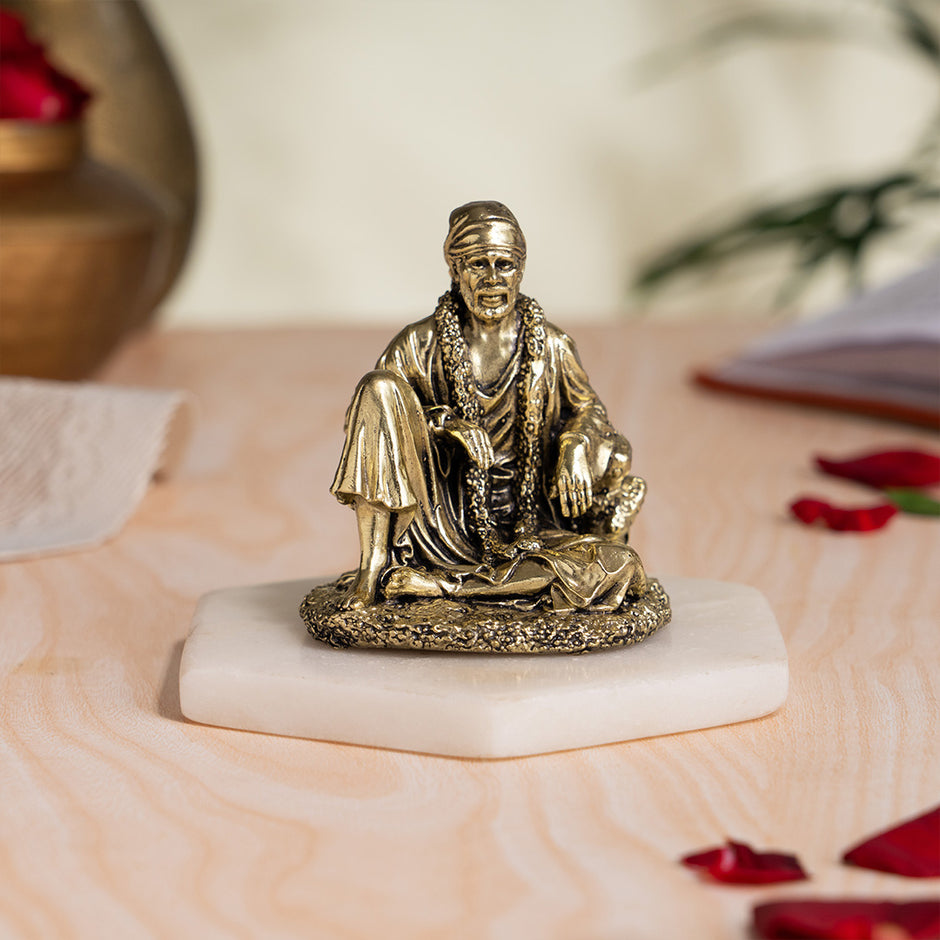 Sai Baba Idol & Statue – Buy Shirdi Sai Baba Idols Online | Svastika